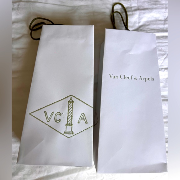 Van Cleef & Arpels | Accessories | Van Cleef Arpels Vca Paper Shopping Gift Bag White Green ...